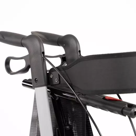 Der SMINA Leichtgewicht Rollator Malu | SMINA